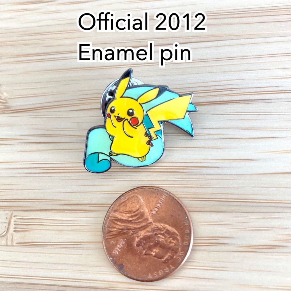 Rare Official 2012 Pokemon Pikachu Enamel Pin - Gem